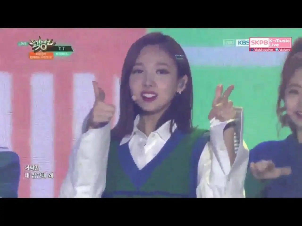 TWICE - TT (ティーティー) @ ミュージックバンク慶州SP | wowKorea（ワウコリア）