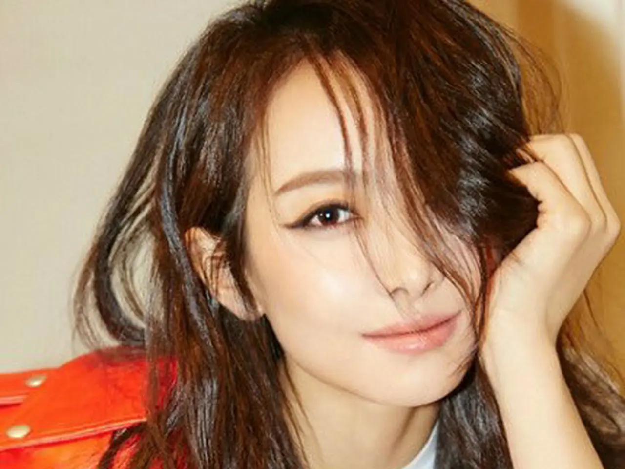 f(x) ビクトリア、表紙公開。 | wowKorea（ワウコリア）