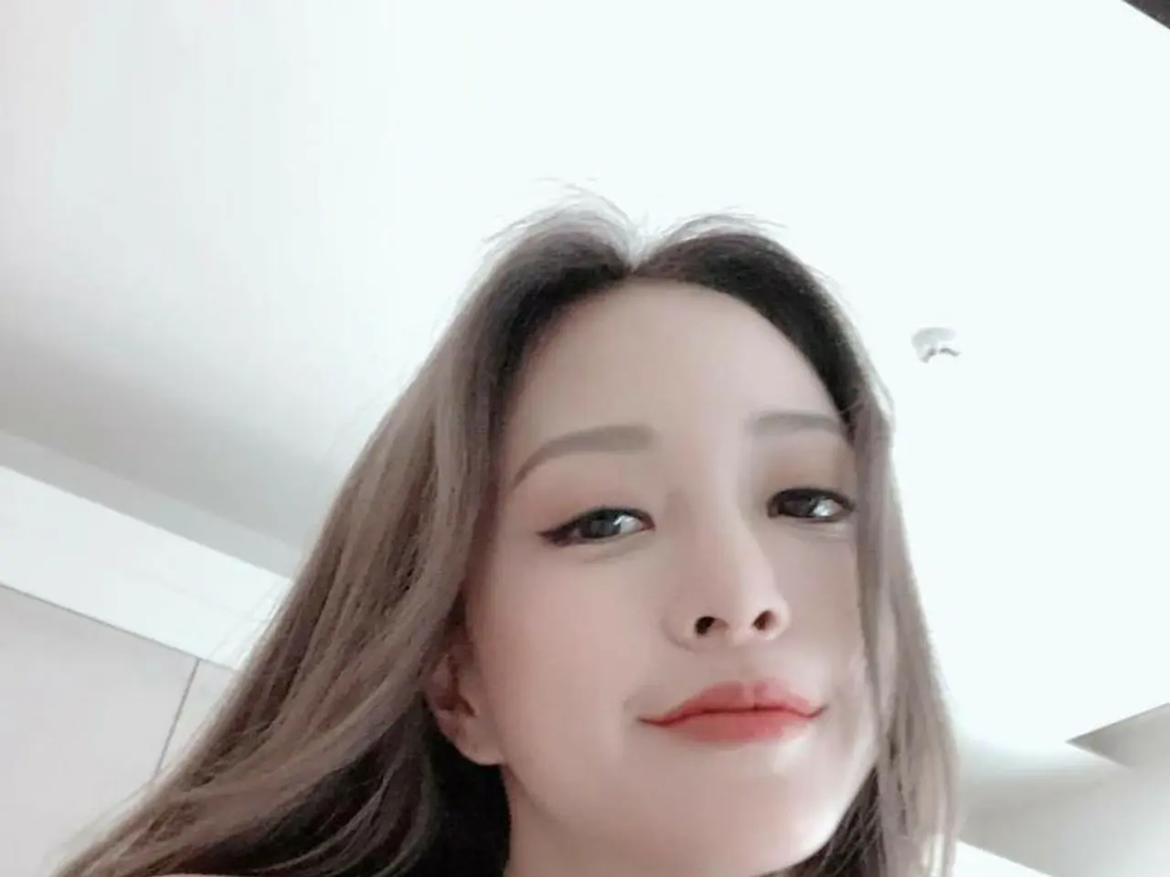 【g公式】女優ハン・イェスル、写真を公開。 | wowKorea（ワウコリア）