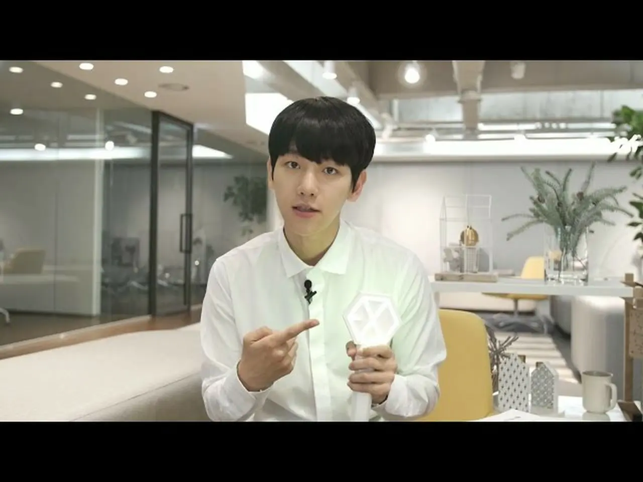 【公式SM】EXO LIGHT STICK V.2 & WYTH APP INSTRUCTION VIDEO BY EXO PLANET #3 - TheEXO | wowKorea（ワウコリア）