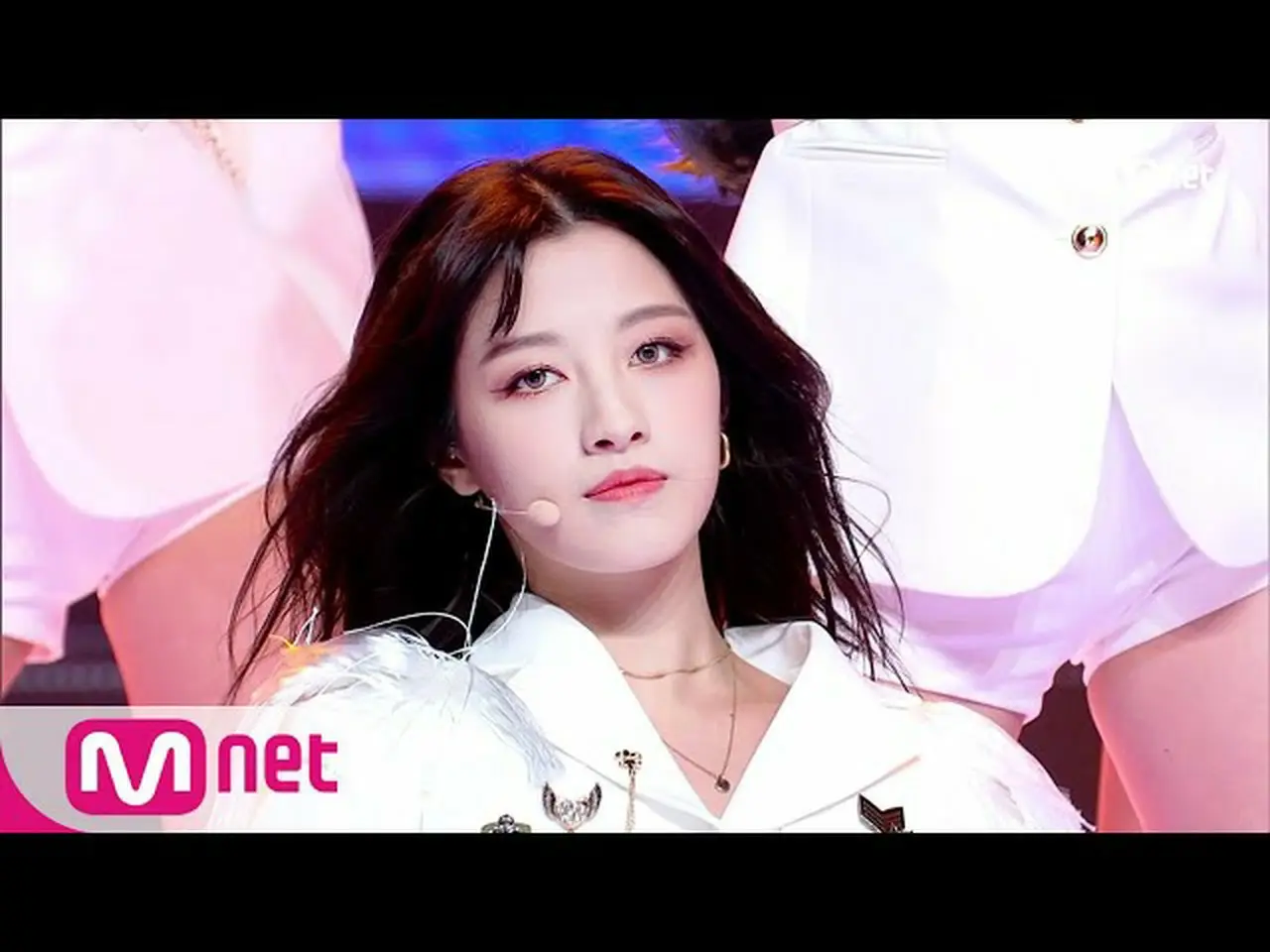【公式mnk】【CLC_ _ - HELICOPTER】KPOP TV Show | MCOUNTDOWN_ _ 200917 EP.682 | wowKorea（ワウコリア）