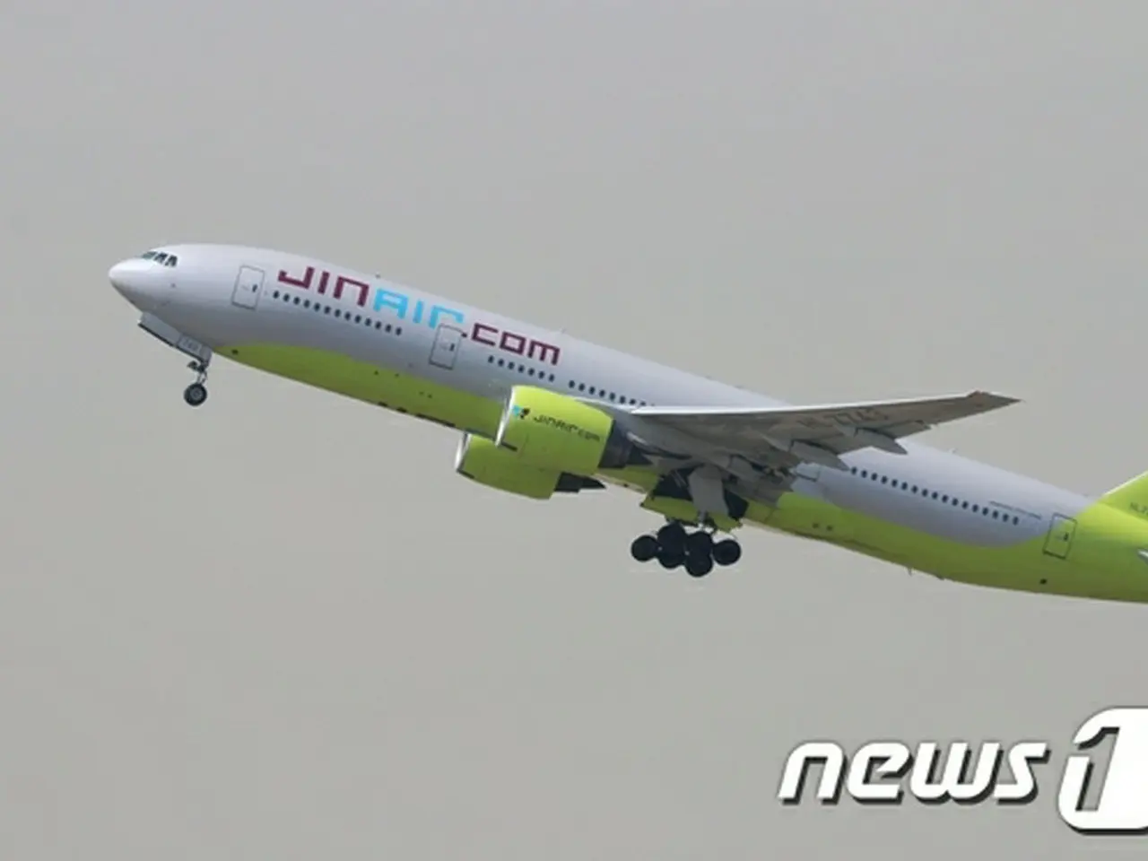 “格安航空会社、なぜこうなる”…韓国LCCジンエアー、恐怖の半ドア飛行 | wowKorea（ワウコリア）