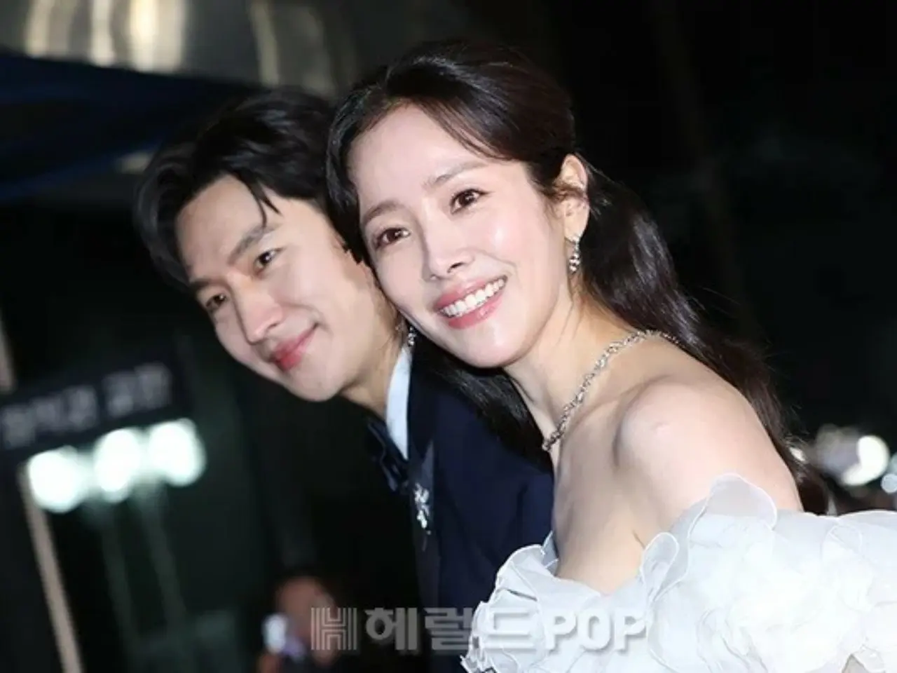 “チェ・ジョンフン（JANNABI）と熱愛中”ハン・ジミン、新しい“青龍の女神”からプロフェッショナルなCEOに変身…意味深い挑戦ing | wowKorea（ワウコリア）