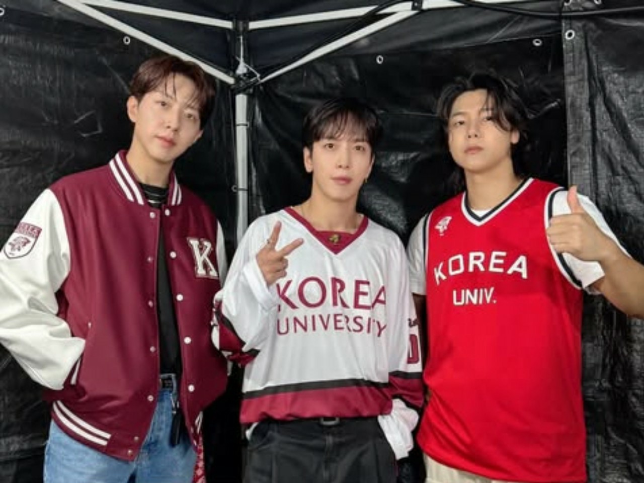 「CNBLUE」、大学生のようなビジュアル…「高麗大、終わり！」 | wowKorea（ワウコリア）