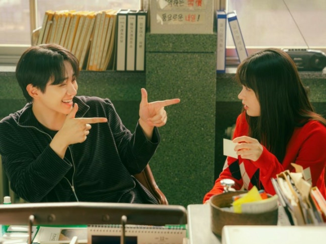 「2PM」ジュノ＆キム・ミンハ、“X世代”に変身…情熱あふれるスチール公開（テプン商事） | wowKorea（ワウコリア）